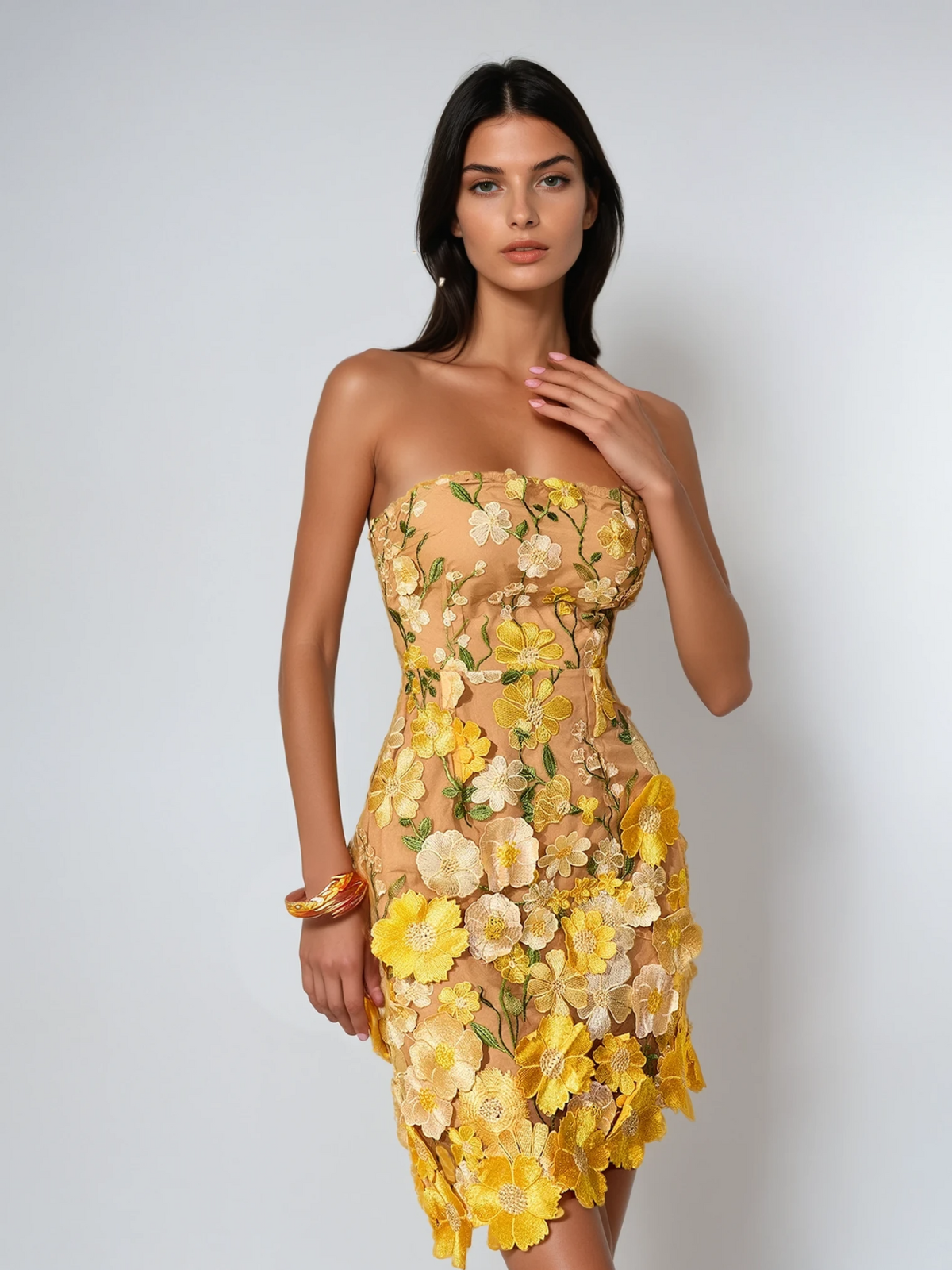 Alirio Strapless Embroidered Flower Mini Dress – Mew Mews