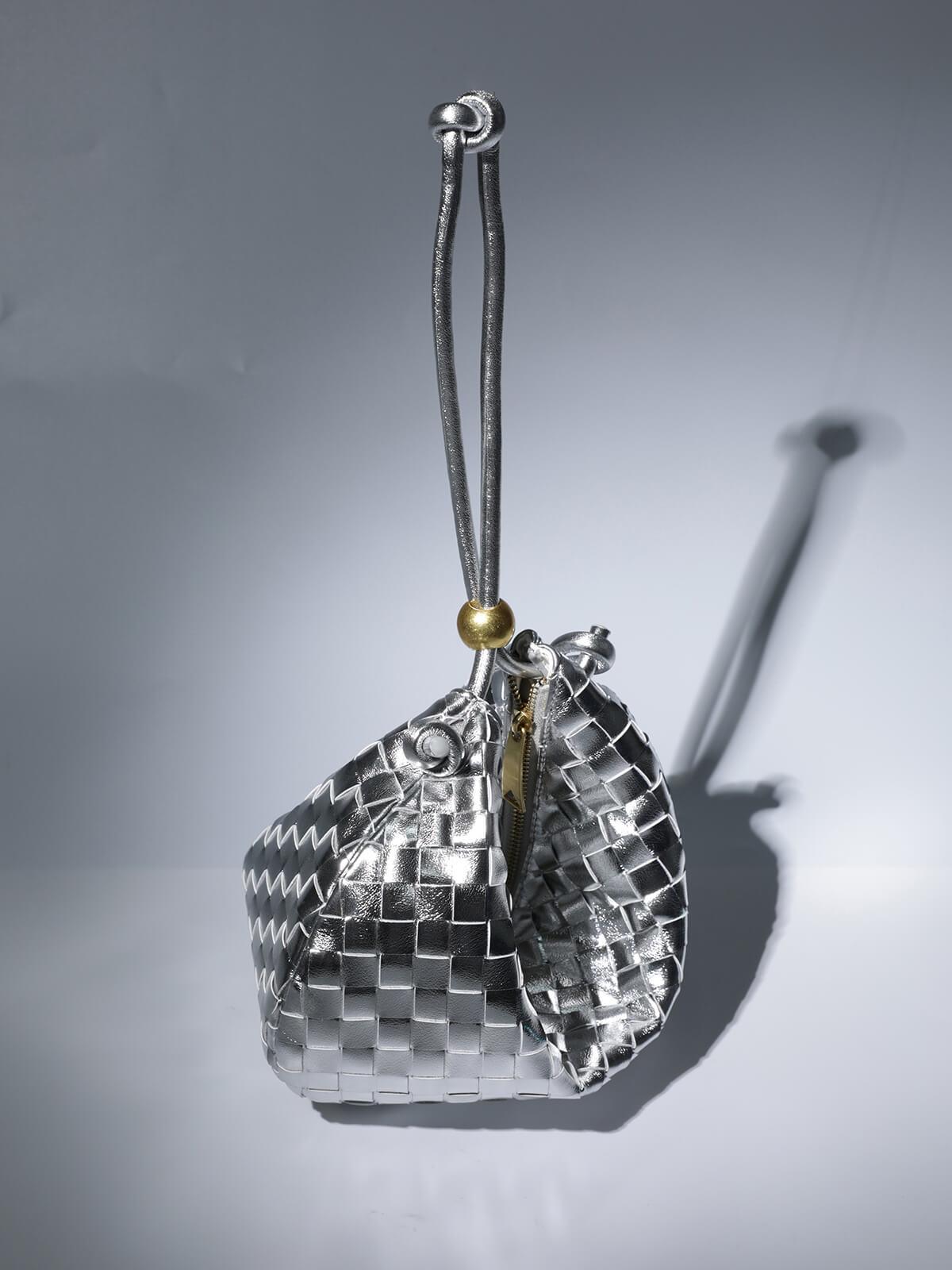 Midge Woven Drawstring Bag In Silver – Mew Mews